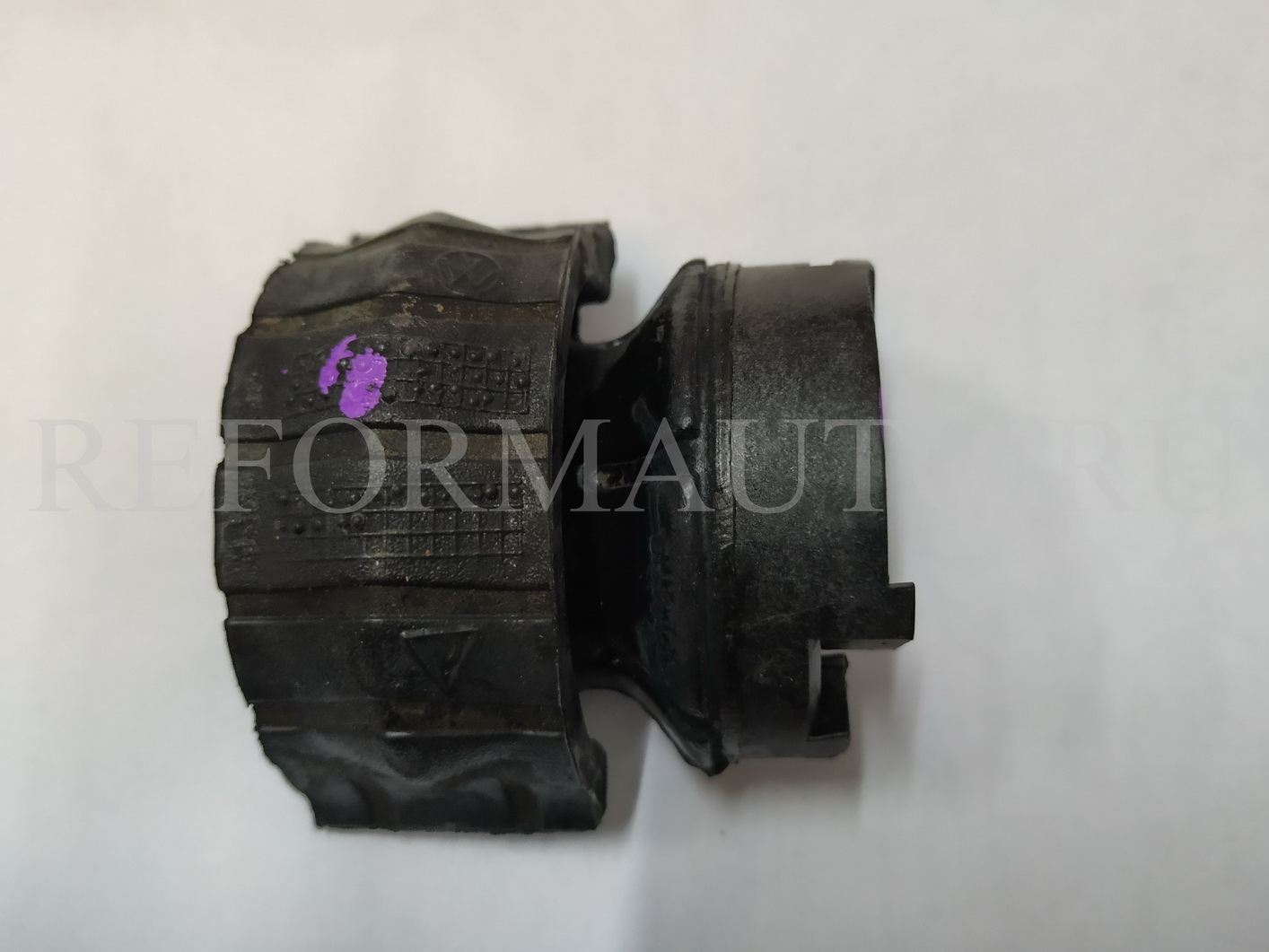 7L0511413E купить запчасть по низкой цене