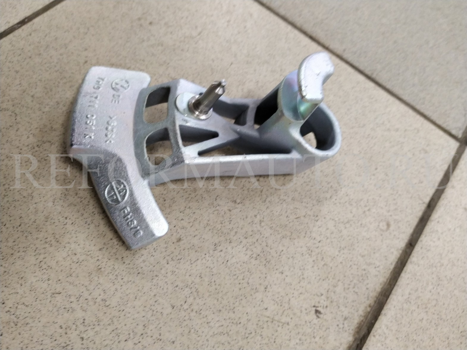 7H0711051K Купить Автозапчасти Volkswagen, Skoda, Audi, Seat, Porsche ...