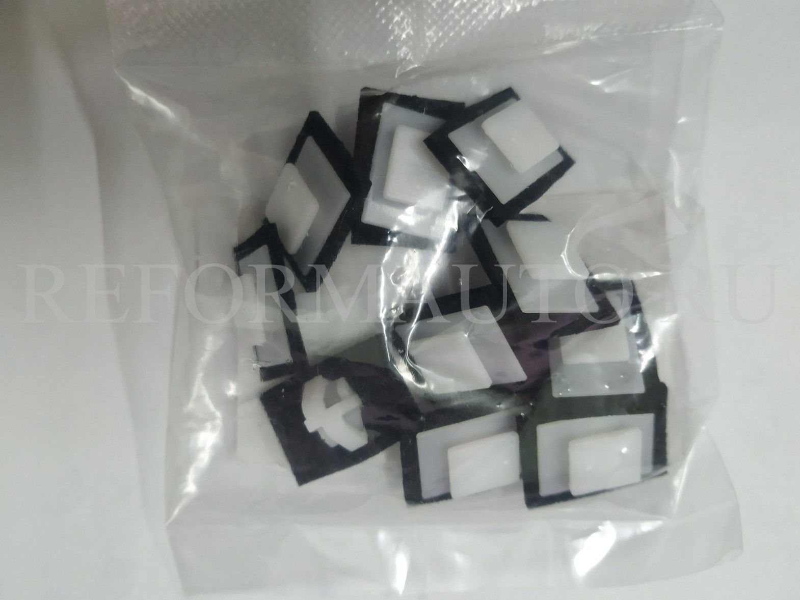 Hyundai - Kia 877162W000